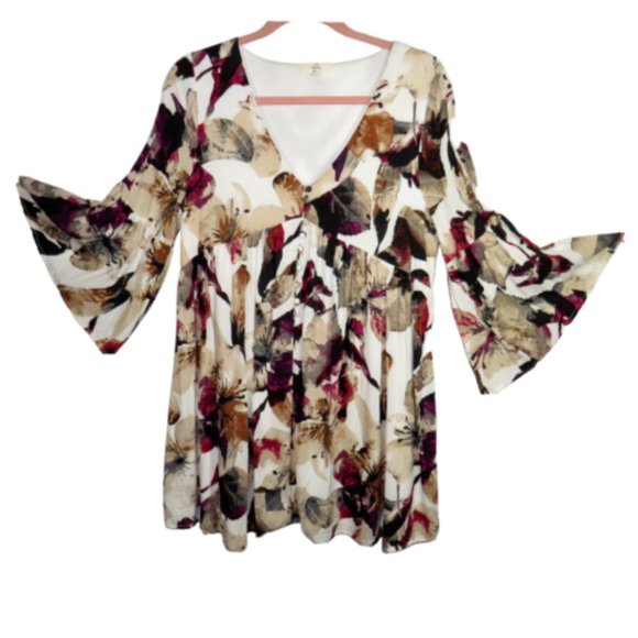 entro | Tops | Entro Floral Bell Sleeve Boho Oversized Tunic | Poshmark